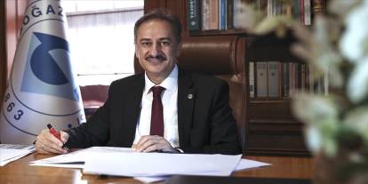 Boğaziçi Üniversitesi rektörlüğüne Prof. Dr. Mehmet Naci İnci atandı ...